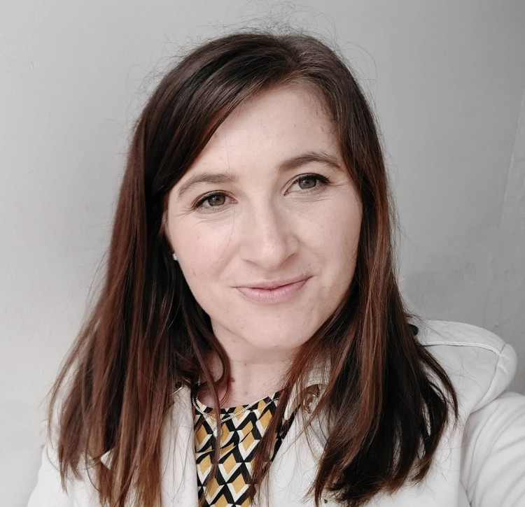 Maddison Smith | Select Carbon